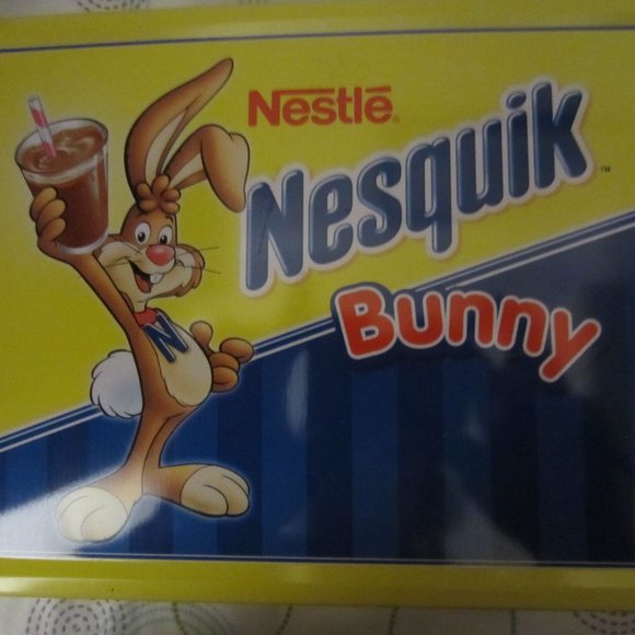 BOSLEY BOXES | Other | Vintage Nestle Nesquick Metal Rabbit Lunch Box ...